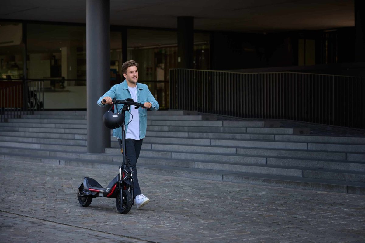ZT3 Pro E, el nuevo patinete homologado que Segway ha lanzado en la IFA2024